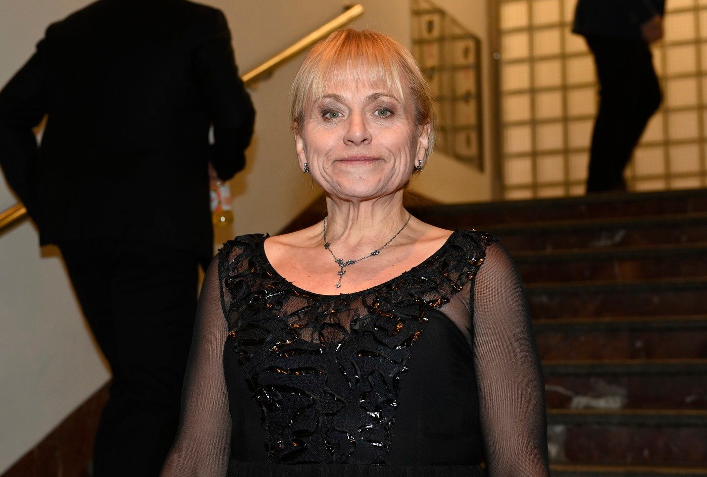 Nepřišla na plac. Kvůli Pavle Tomicové se narychlo přepisuje scénář seriálu ZOO - Žena.cz ...