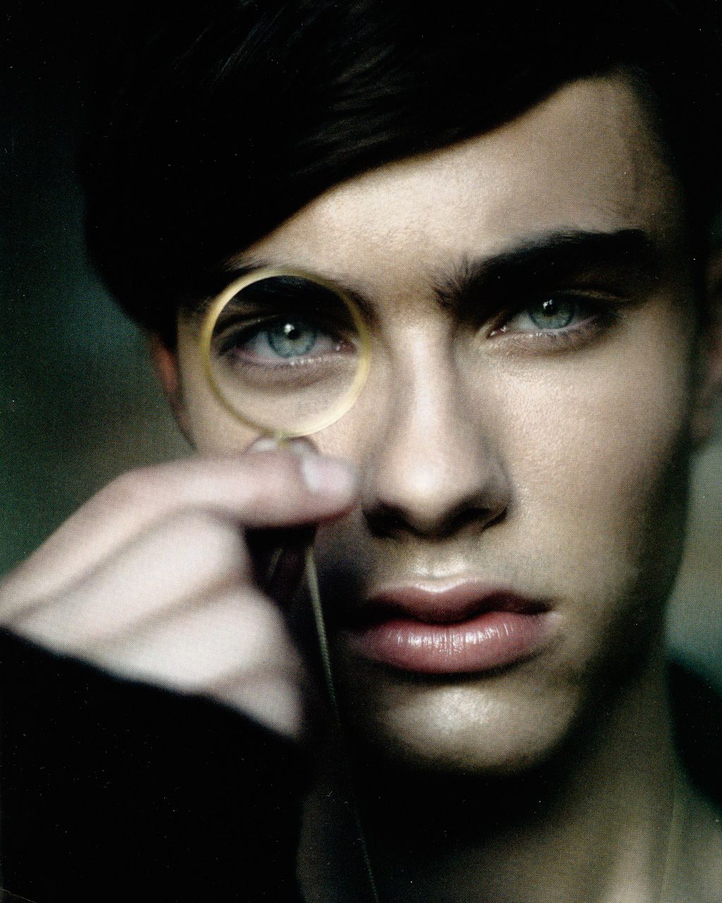 Fotograf Robert Vano na výstavě představil své barevné vzpomínky ...