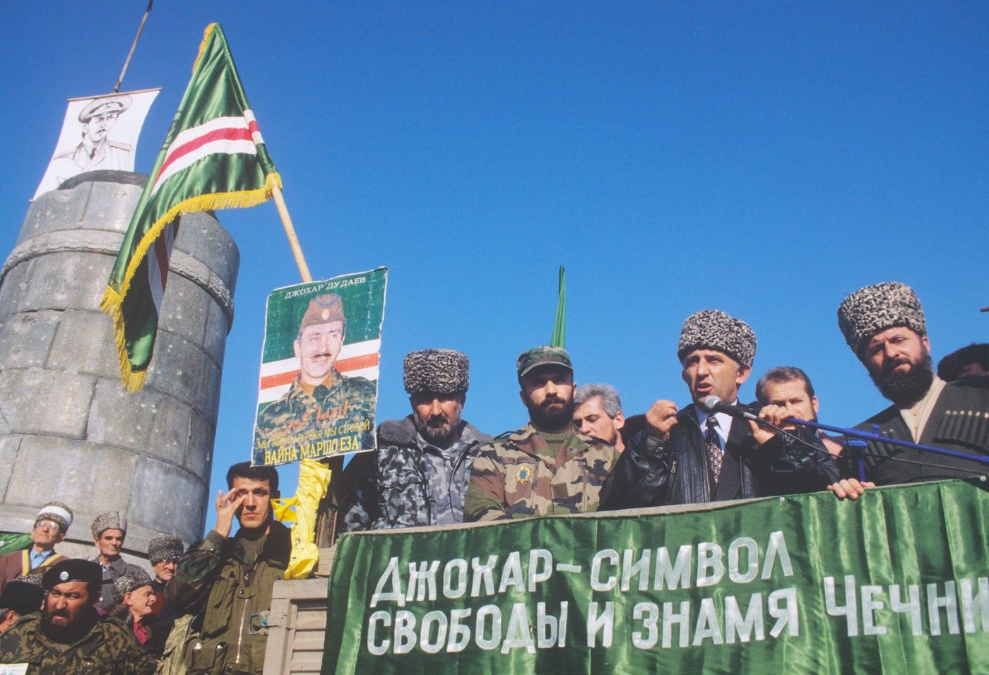 Sto tisíc mrtvých a zpustošená země. Před třiceti lety Rusové vpadli do ...