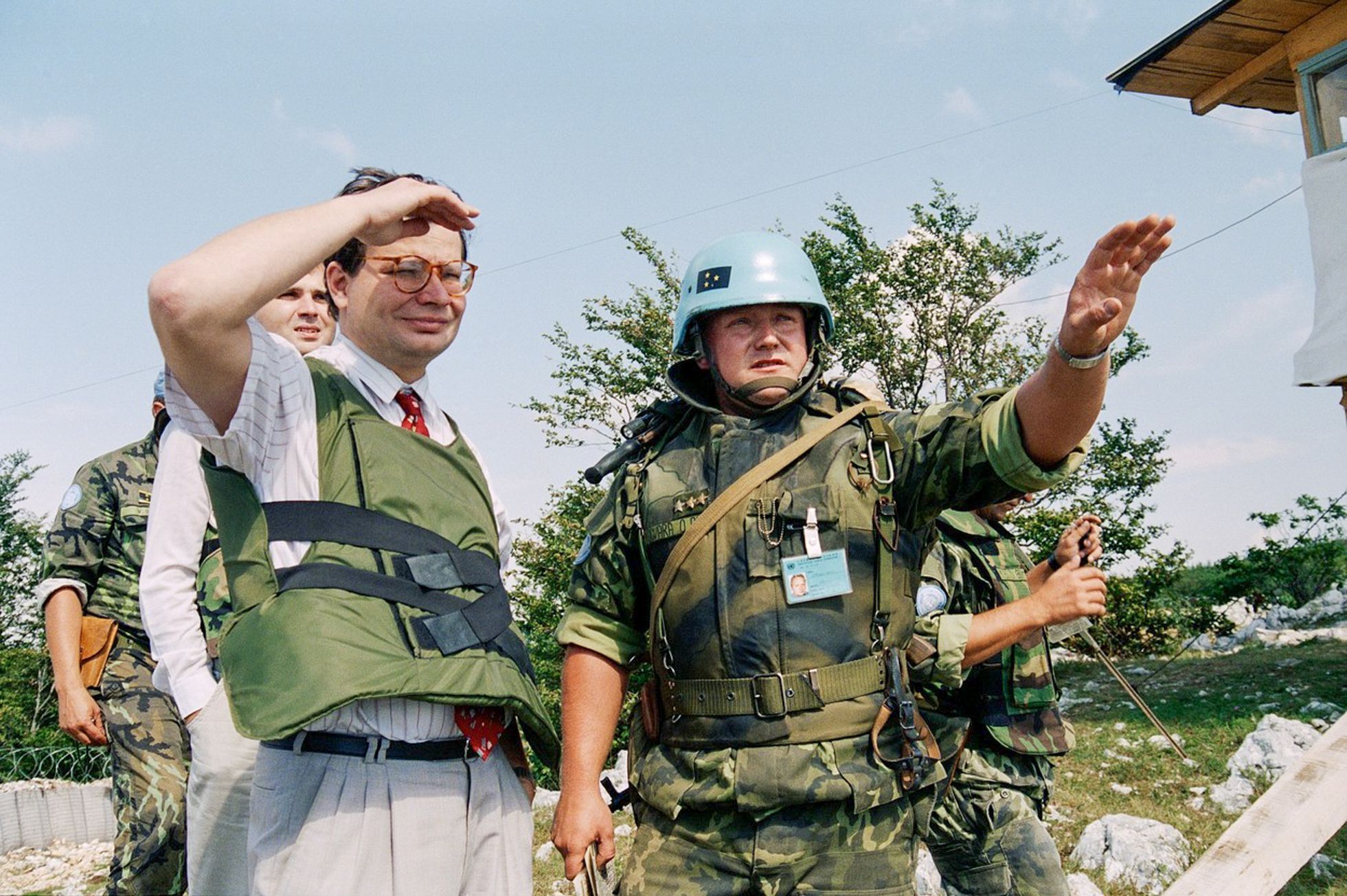 Foto: V jednotkách UNPROFOR vyrostli Česku lídři. Vyznamenání převzali ...