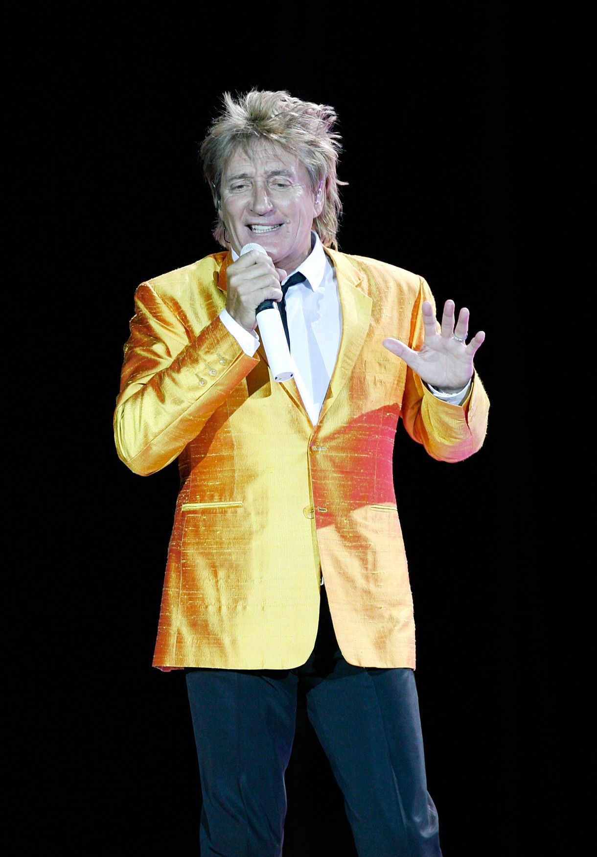 Rod Stewart zahraje poprvé v Česku, svým chraplákem rozezní O2 arenu v ...