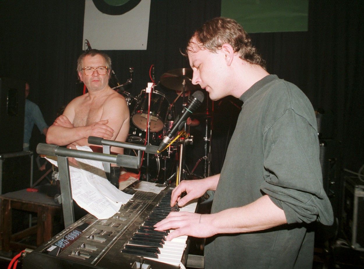 Deset let bez Topola. Hlas lídra Psích vojáků zazní ze záznamu ...