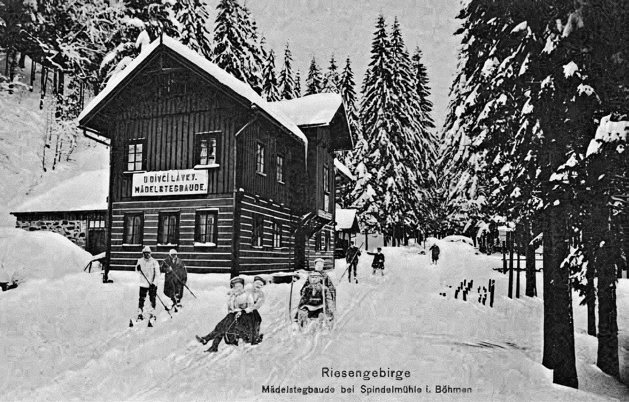 Jak dříve vypadaly krkonošské boudy - Aktuálně.cz