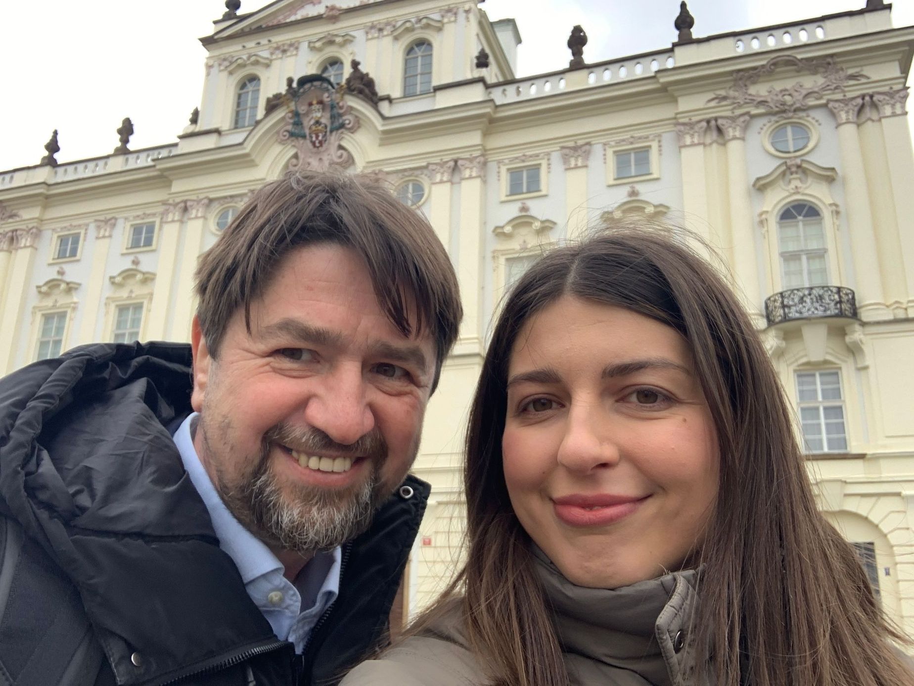 Reportéři Aktuálně.cz o setkání s arcibiskupem pražským Graubnerem a ...