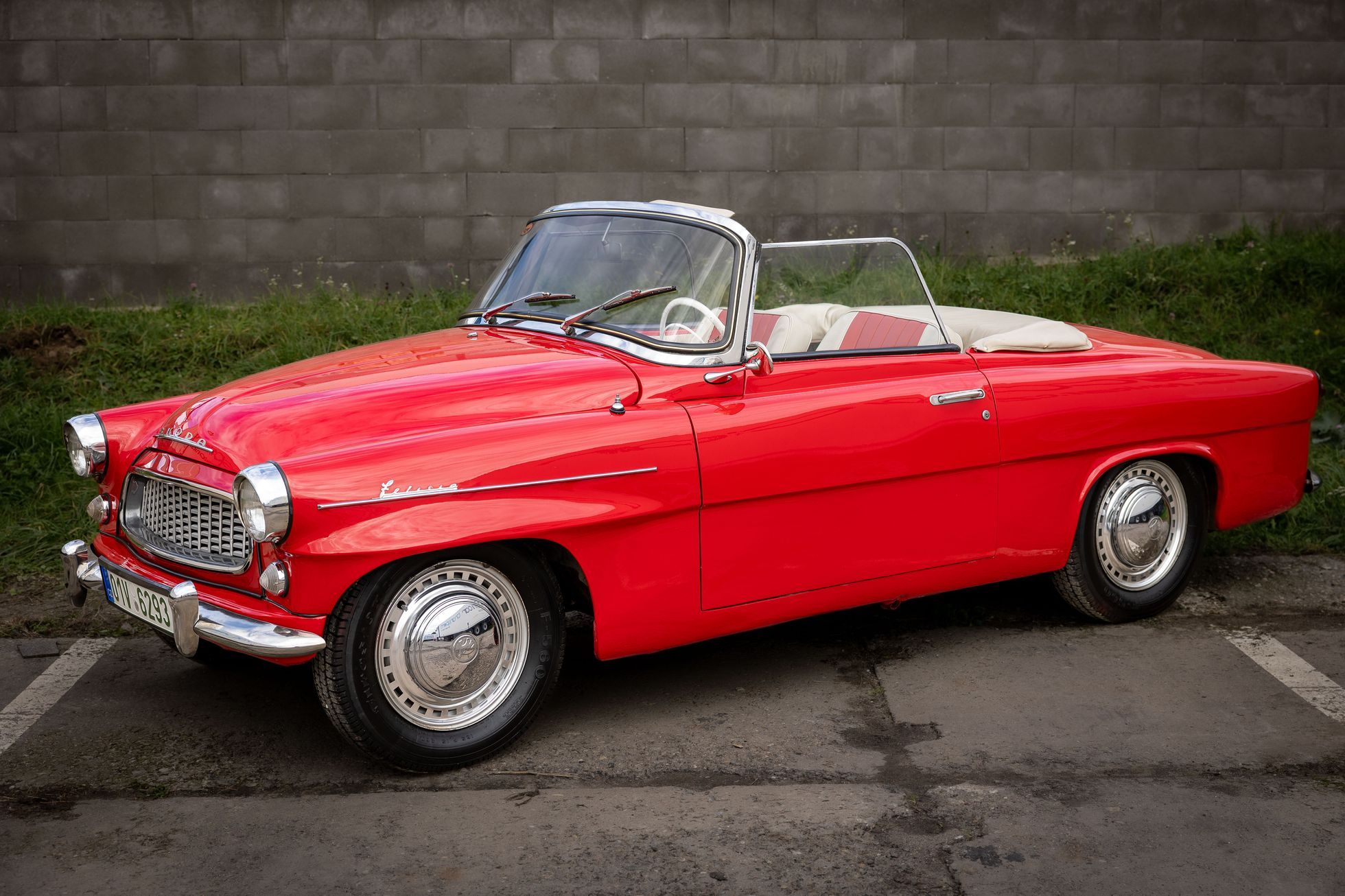 Podzimní aukce Retro Garáž - Aktuálně.cz