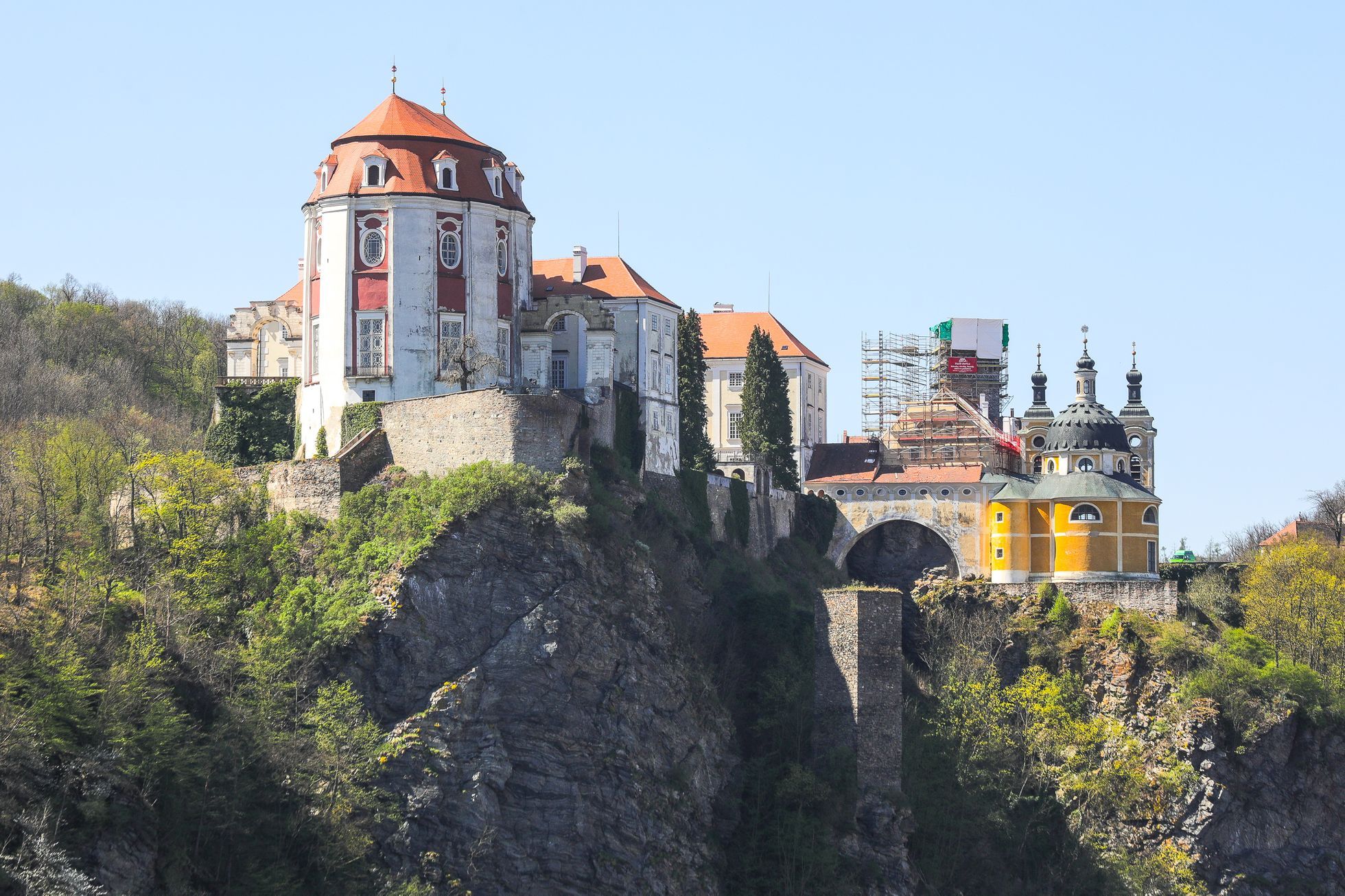 Foto: Zámek Vranov nad Dyjí s asi nejkrásnějším sálem na Moravě chystá ...