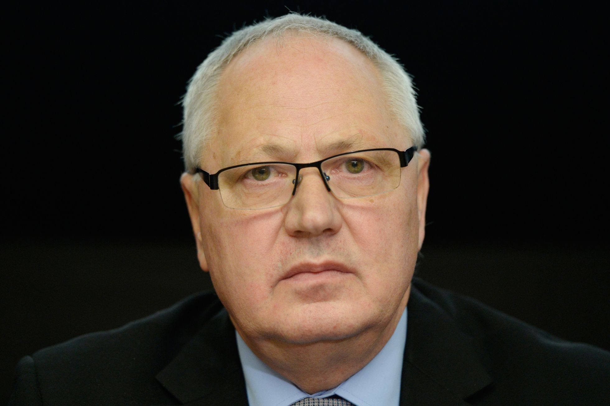 Varovala před ním BIS, z úřadu ho vyhodili. Přesto radí europoslanci ...