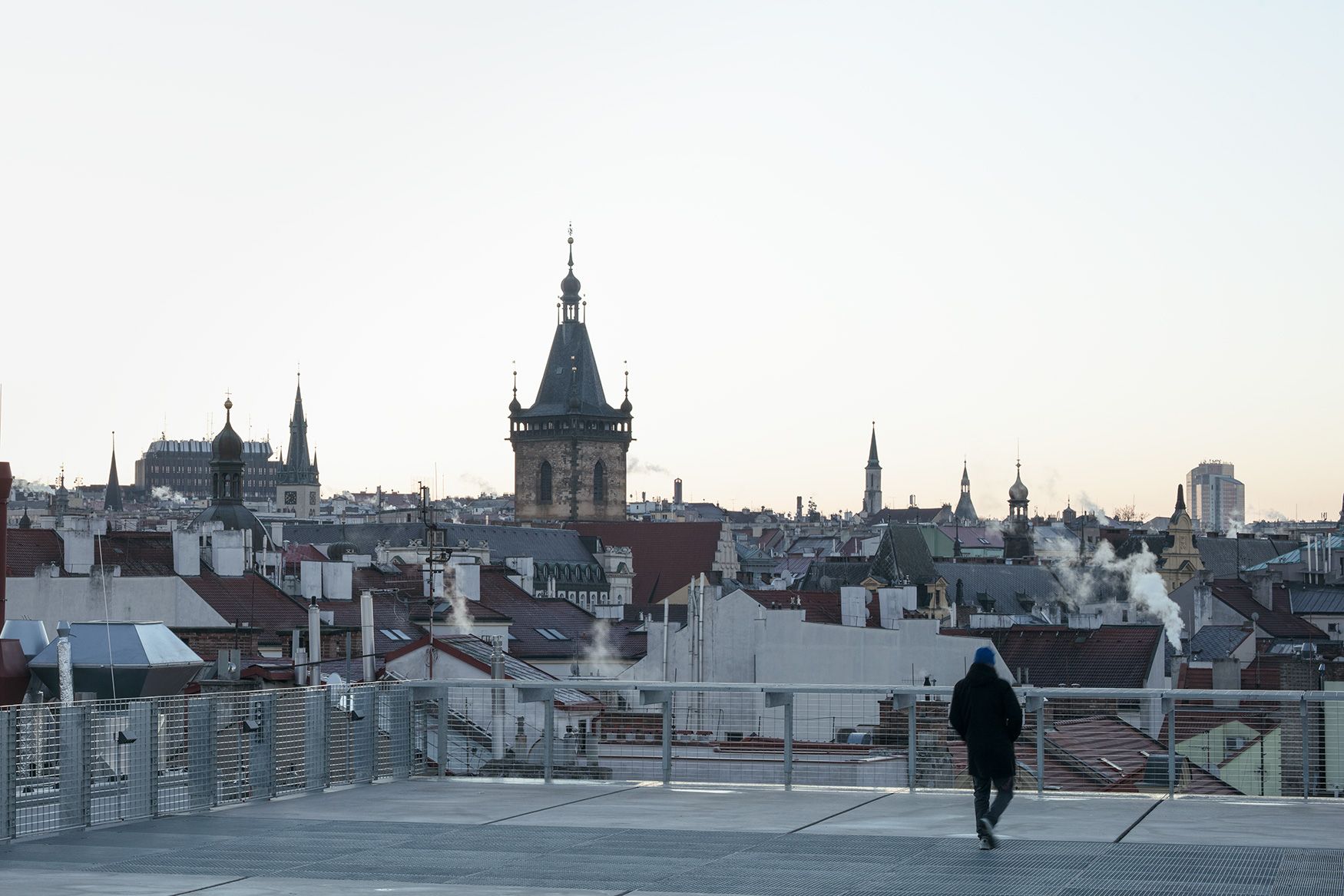 Navrhl Dox, novou budovu UMPRUM i obřadní síň pro Týnec. Architektem ...
