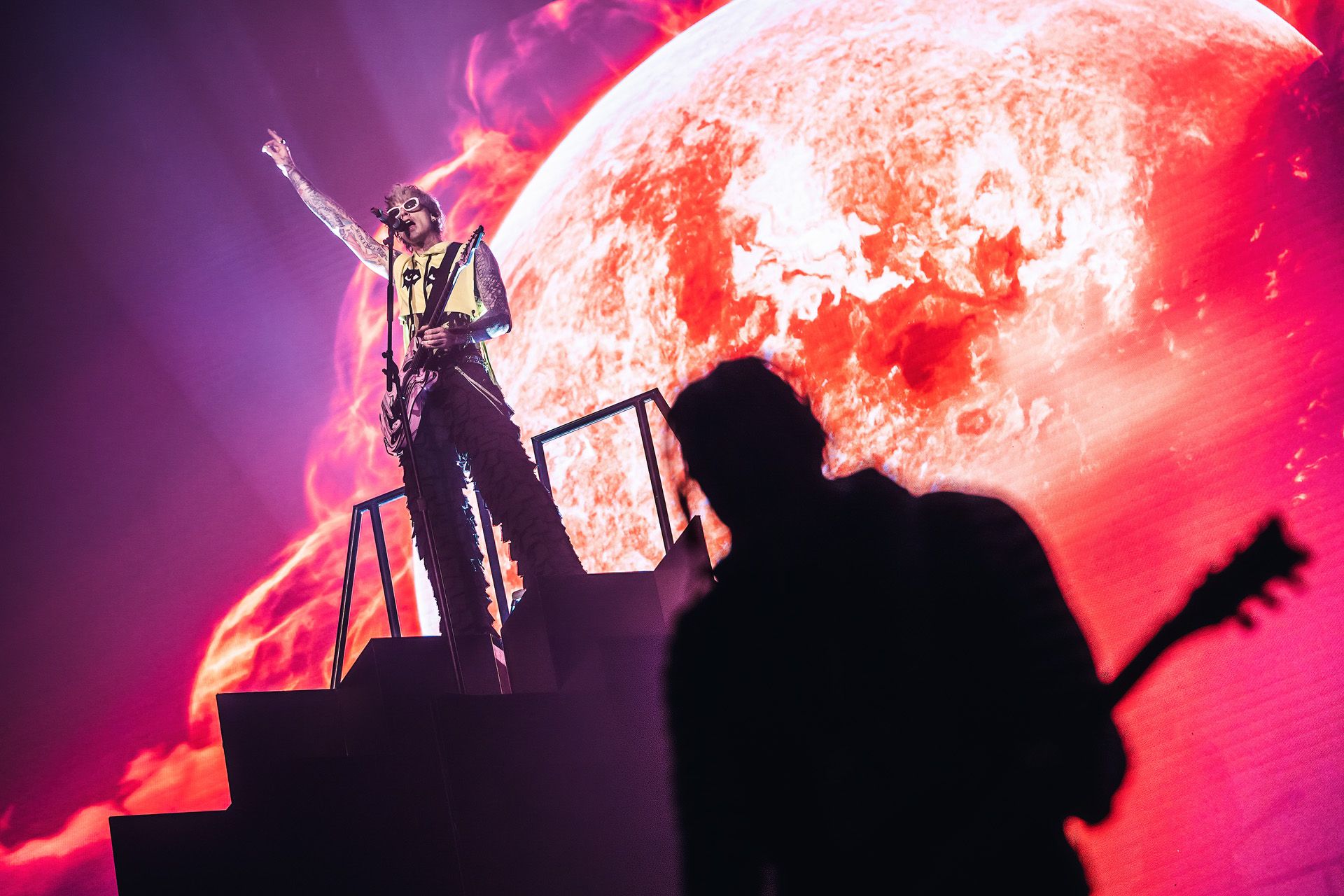 Machine Gun Kelly odešel bez potlesku. Nejlepší na Rock for People byli ...