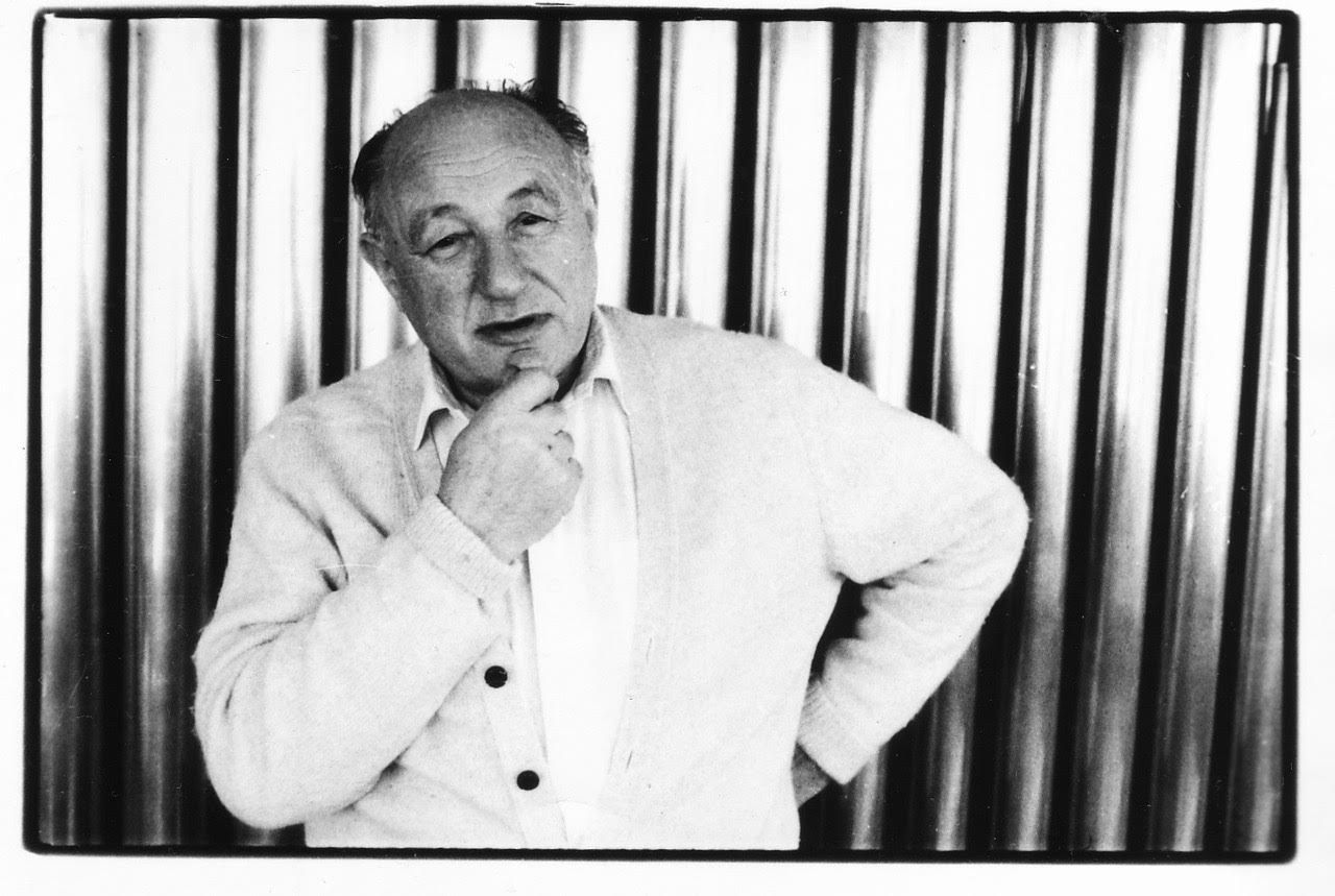 Komunista, který odmítl okupaci. František Kriegel na snímcích z mládí ...