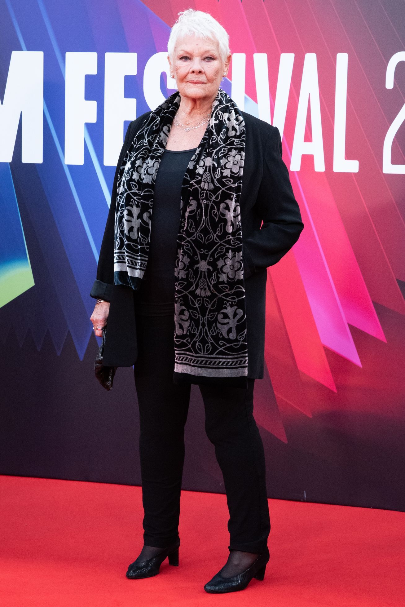 Judi Denchová: Přivádí mě k šílenství, když se lidé ptají, zda už půjdu ...