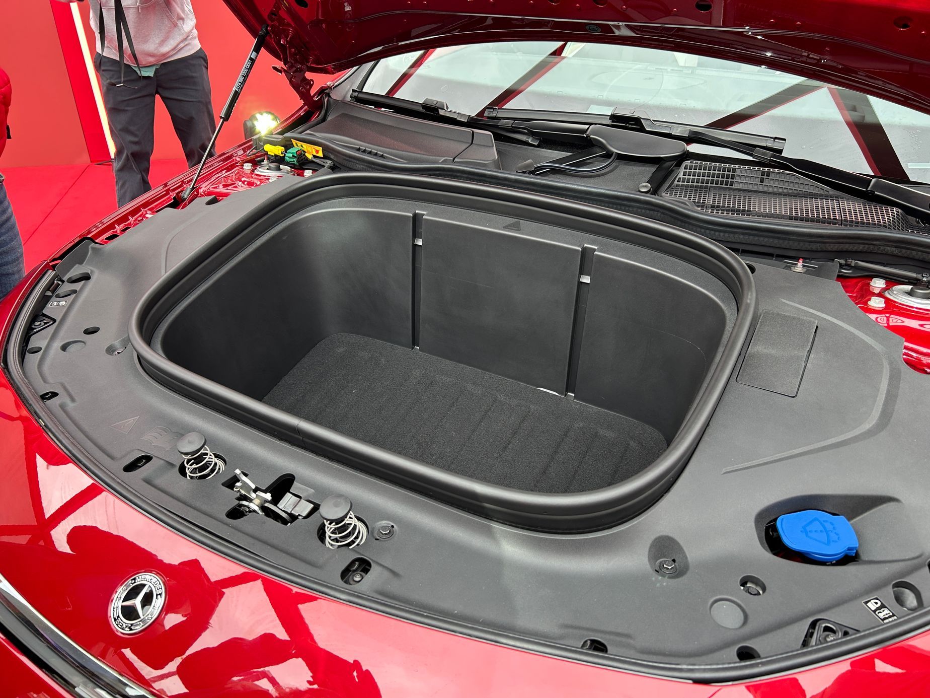 Mercedes-Benz uvádí na trh elektrické CLA - Aktuálně.cz