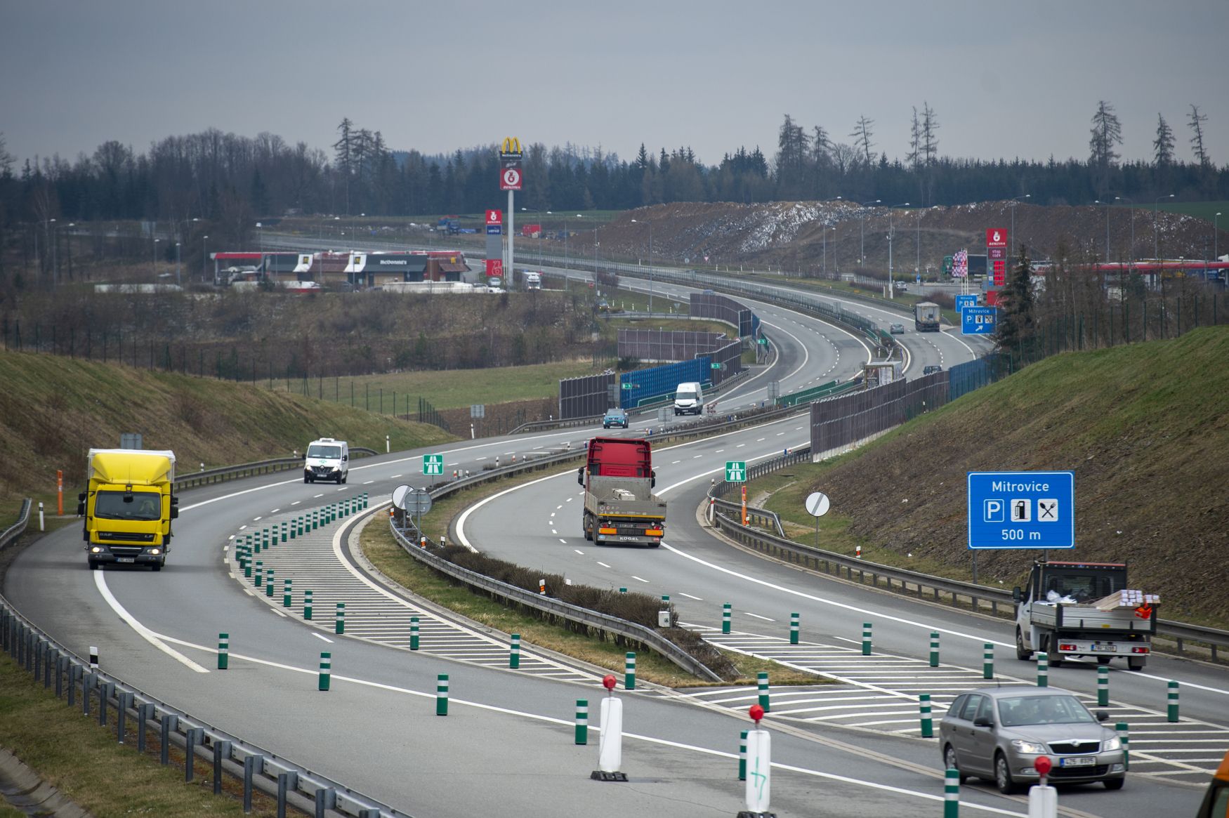 Trasa středočeské části dálnice D3 je jasná, není na co čekat, volá ...