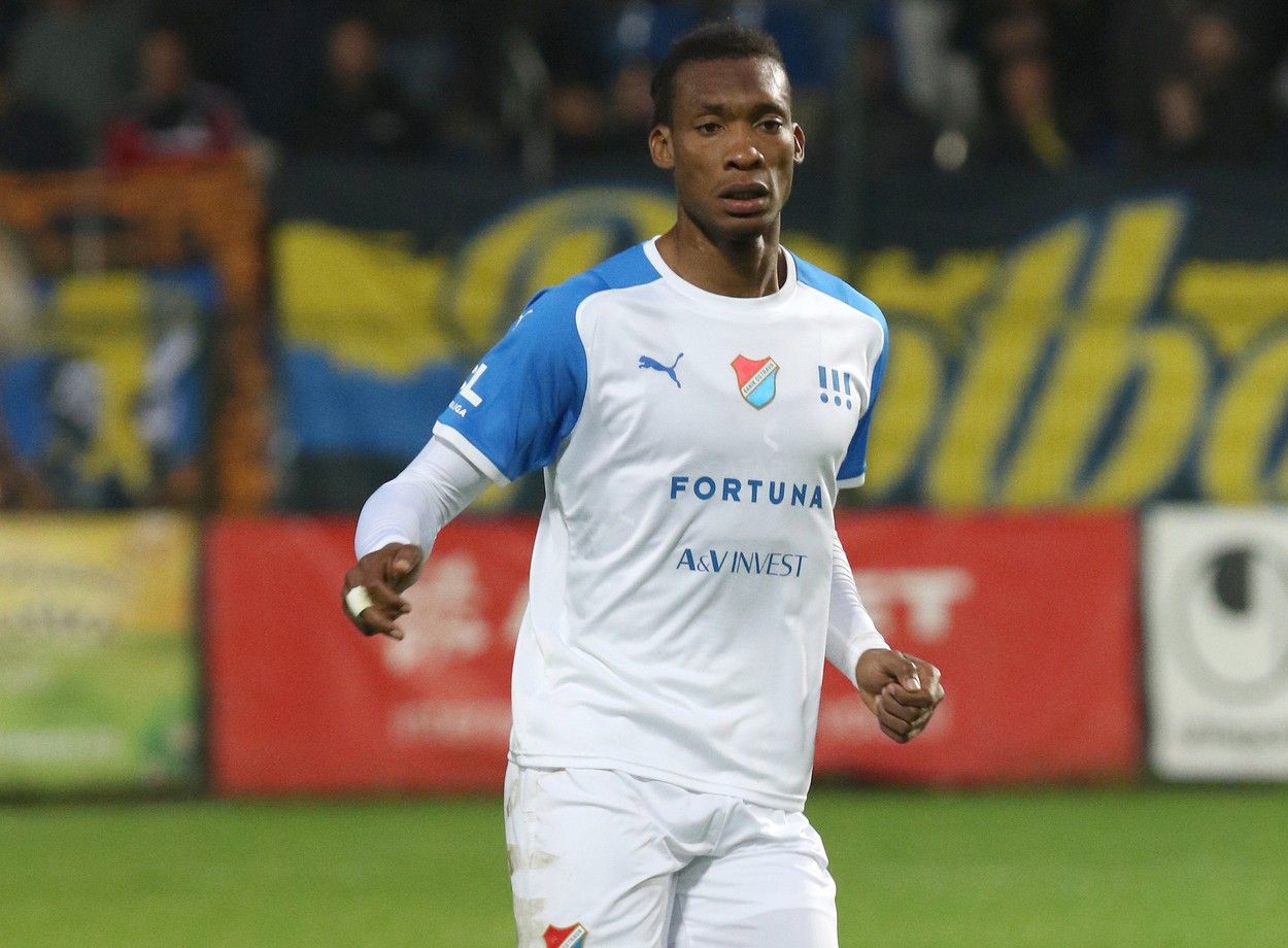 Fotbalová Slavia získala Tijaniho z Ostravy, do Baníku odešel hostovat ...