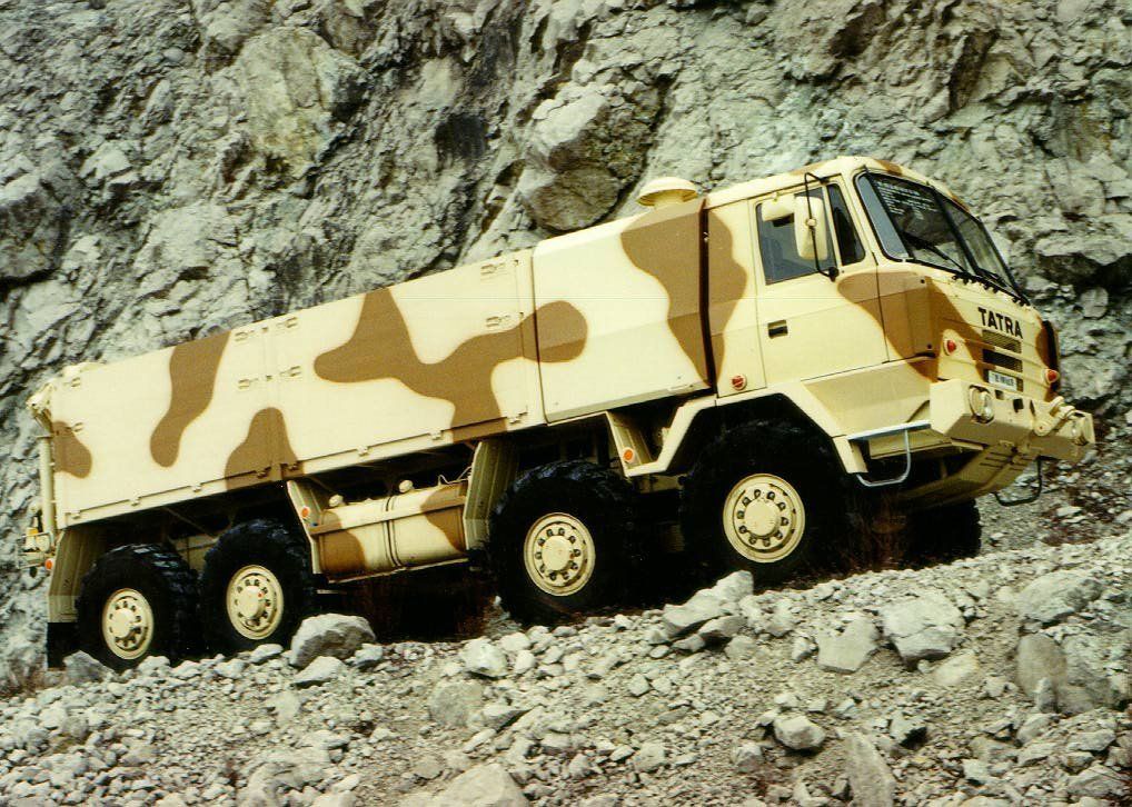 Nákladní Tatra, která zbořila tradice. T815 pomohla přežít divoké ...