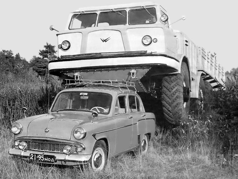 Sovětské automobilové monstrum pro jízdu na Sibiři. ZiL E167 měl ...