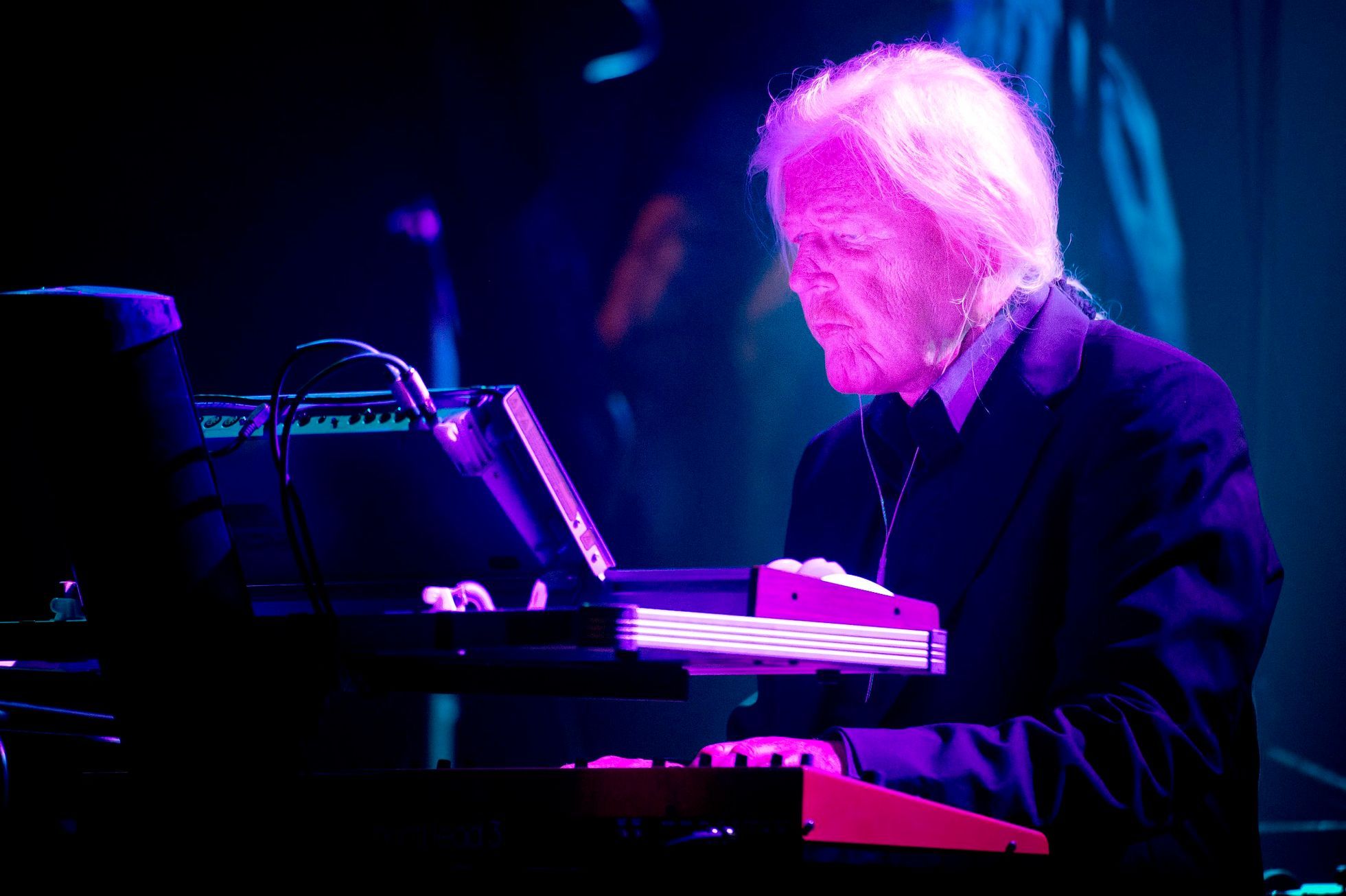 Zemřel zakladatel legendárních Tangerine Dream Edgar Froese - Aktuálně.cz