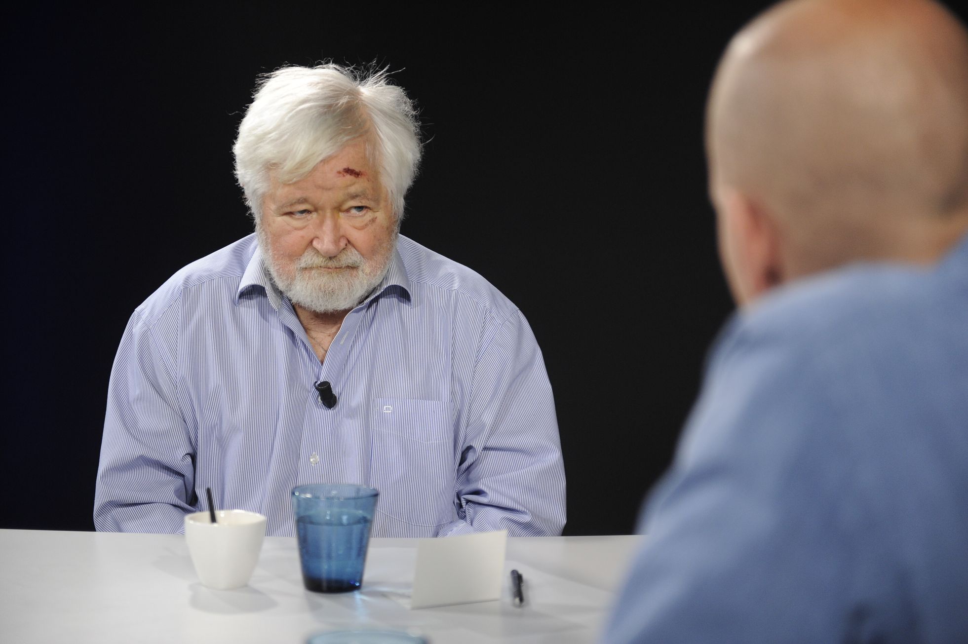 Pithart: "Chyba" otevřela cestu Babišovi. Listopad nebyla revoluce ...