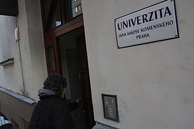 Miloš Zeman se vrací a vypráví vtipy - Aktuálně.cz