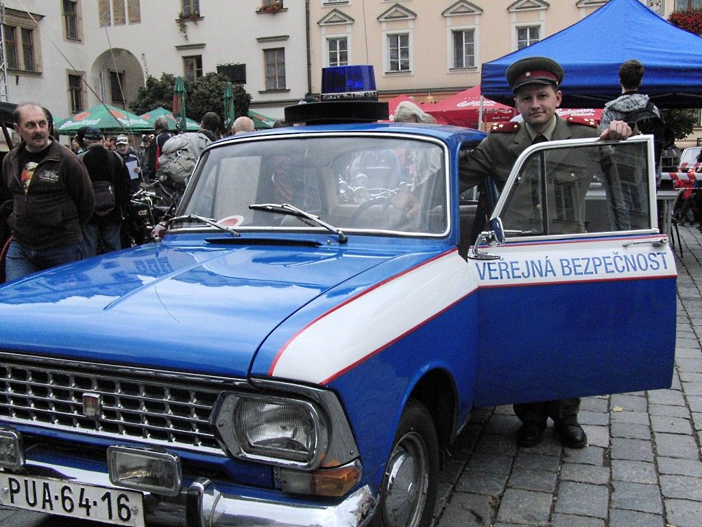 Vášeň jménem veteráni. Auta, s nimiž ožívá historie - Aktuálně.cz