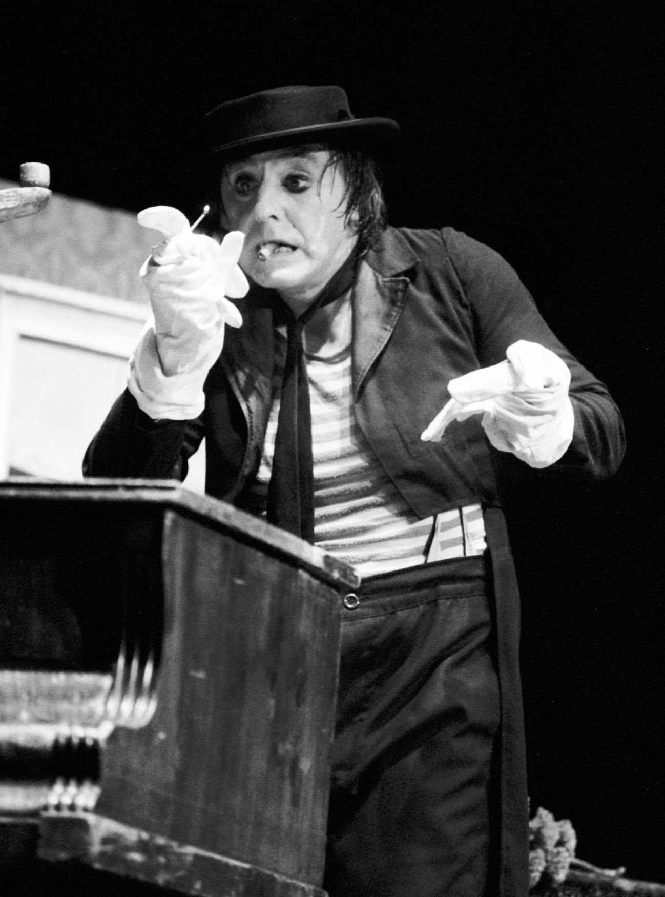 Mim Boris Hybner začínal v litvínovské chemičce. Jeho vstup do divadla ...