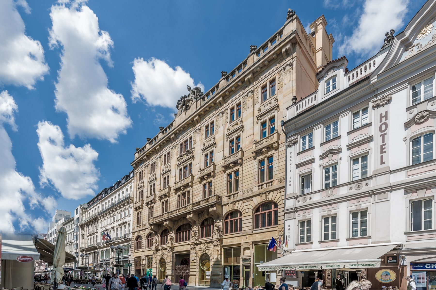 Foto: Historické centrum Prahy se mění v luxusní kanceláře. Firmám ...