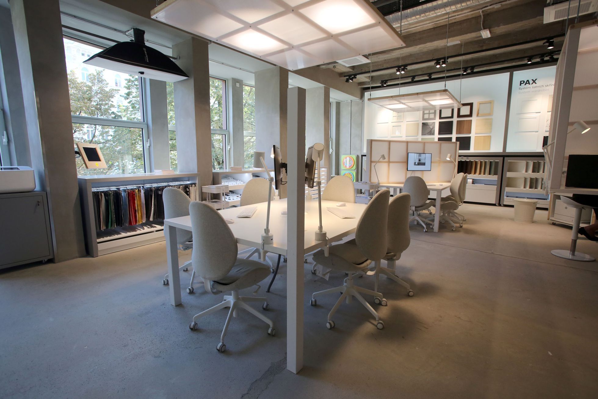 IKEA se mění. Prodávat začne v Praze na Václavském náměstí - Aktuálně.cz