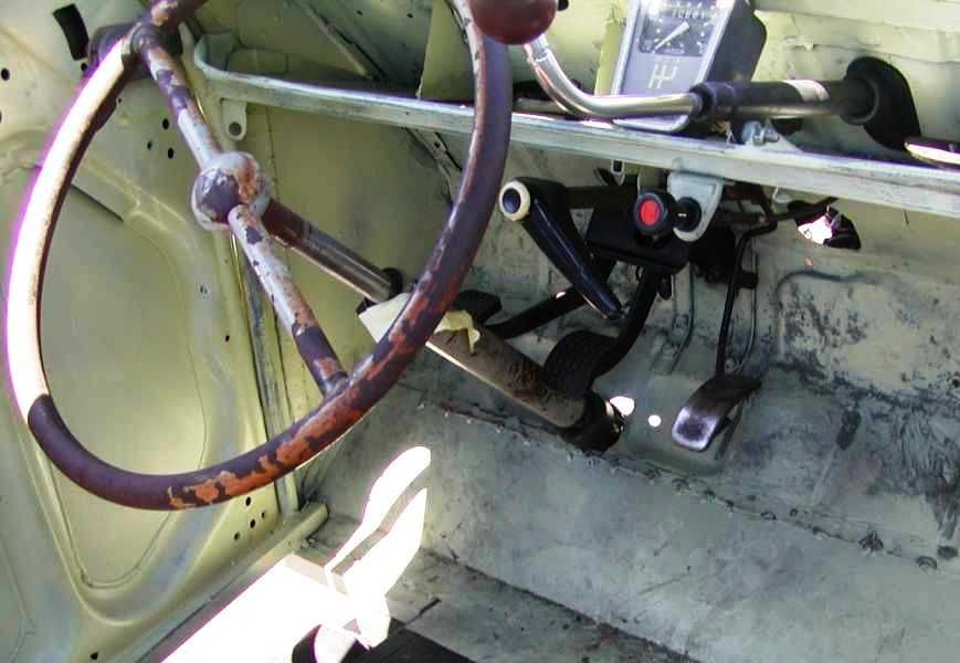 Kachna od Citroënu slaví. Auto pro všechny, pamatujete? - Aktuálně.cz