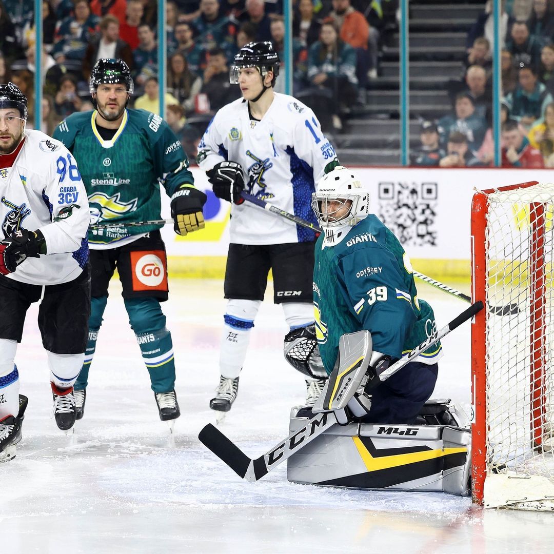 Z Premier League do nejvyšší hokejové soutěže. Petr Čech bude hrát za ...