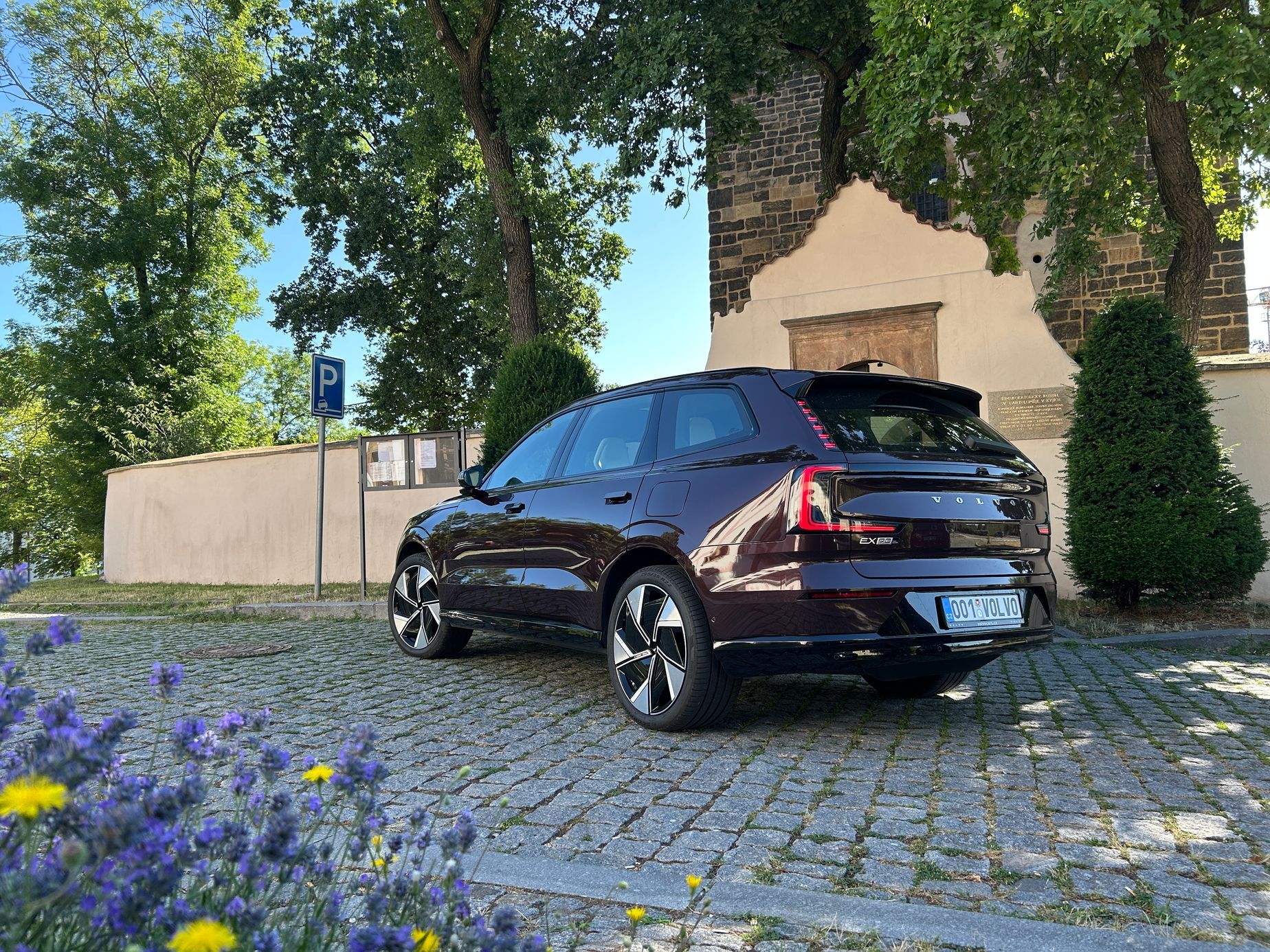 Test Volvo EX90 - Aktuálně.cz