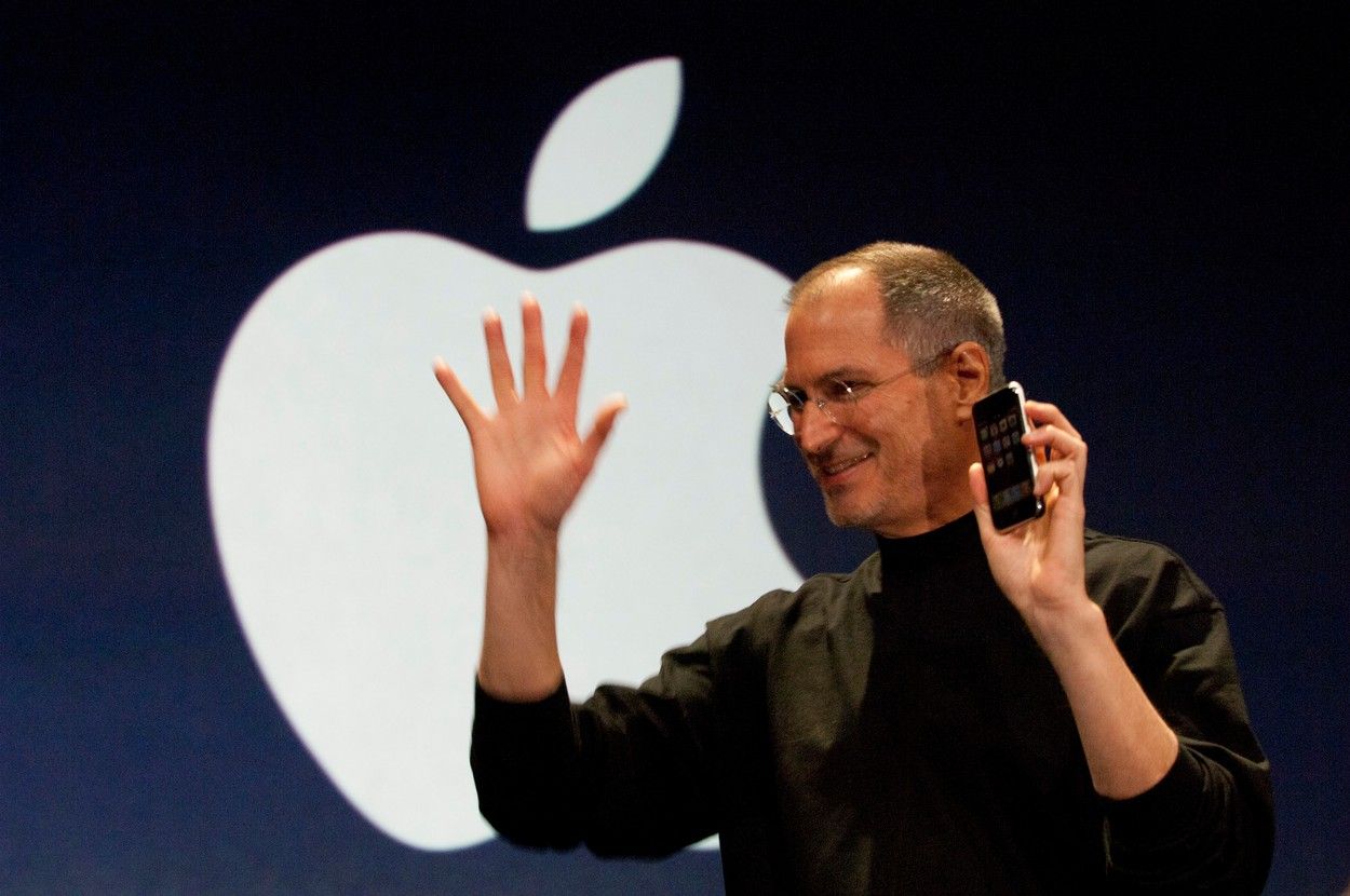 Zázrak jménem iPhone. Před 10 lety představil Steve Jobs telefon, který ...