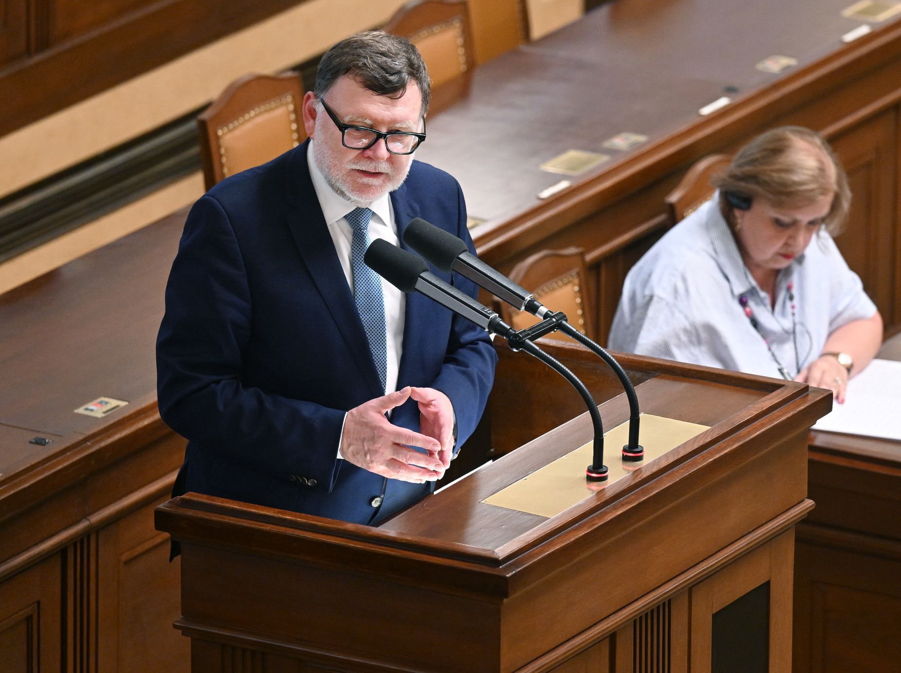 Je to podvod, útočili poslanci ANO na ministra Stajnuru kvůli 50 ...
