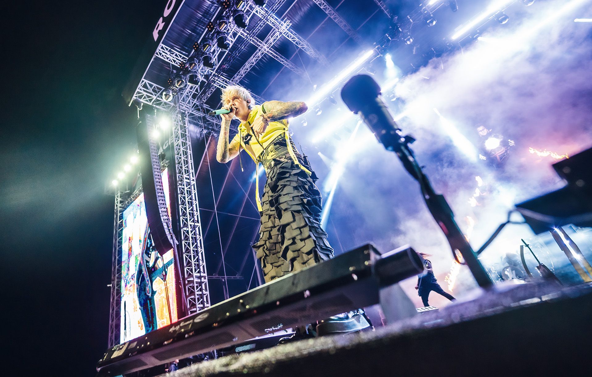 Machine Gun Kelly odešel bez potlesku. Nejlepší na Rock for People byli ...