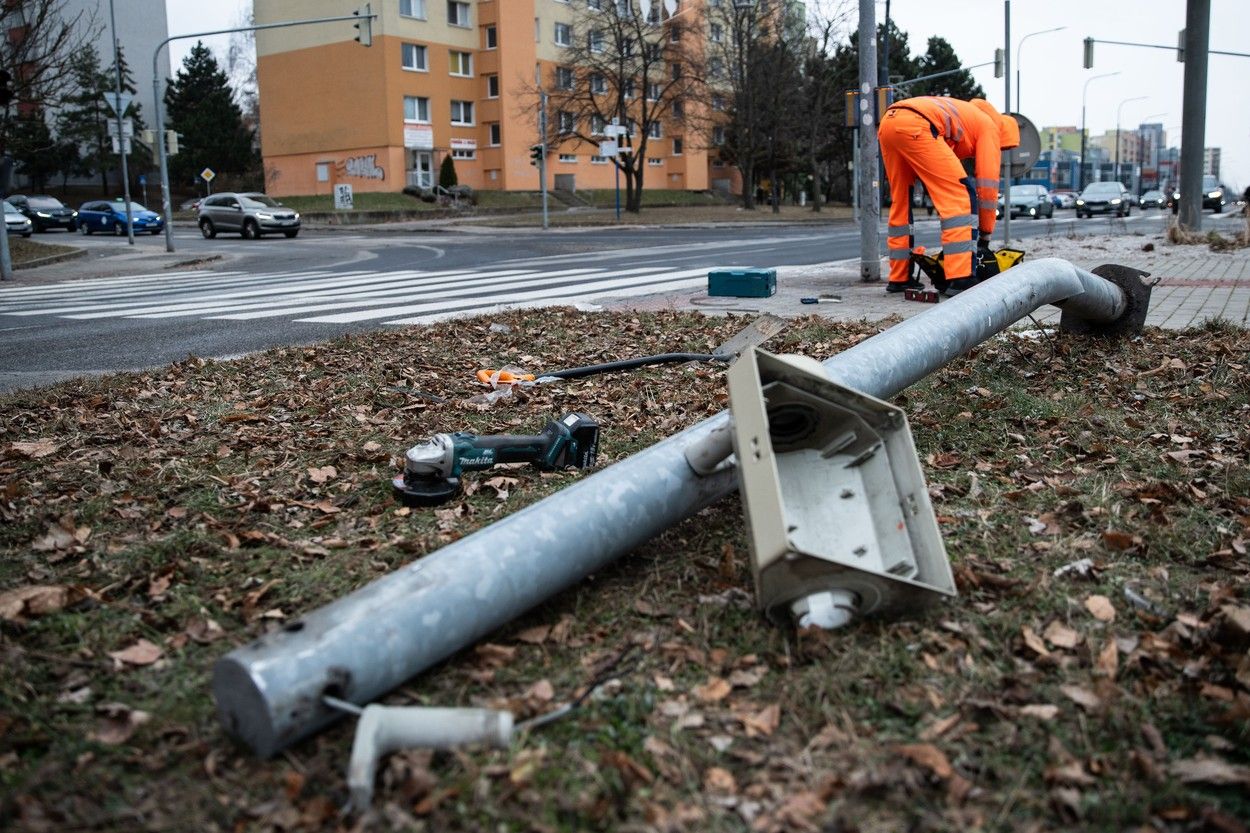 Bizarní nehoda na Slovensku. Šéf vládní strany emotivně vysvětlil ...