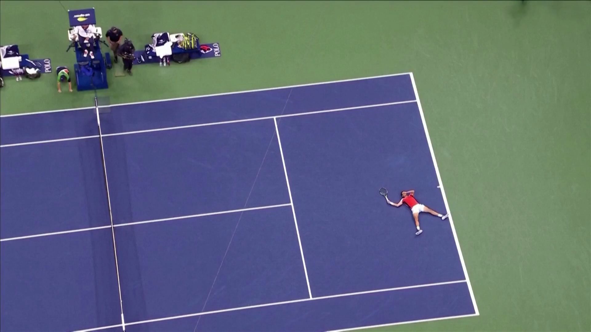 Nejďábelštější tenis z videohry. Jako Federer a Nadal. Mladíci nadchli ...