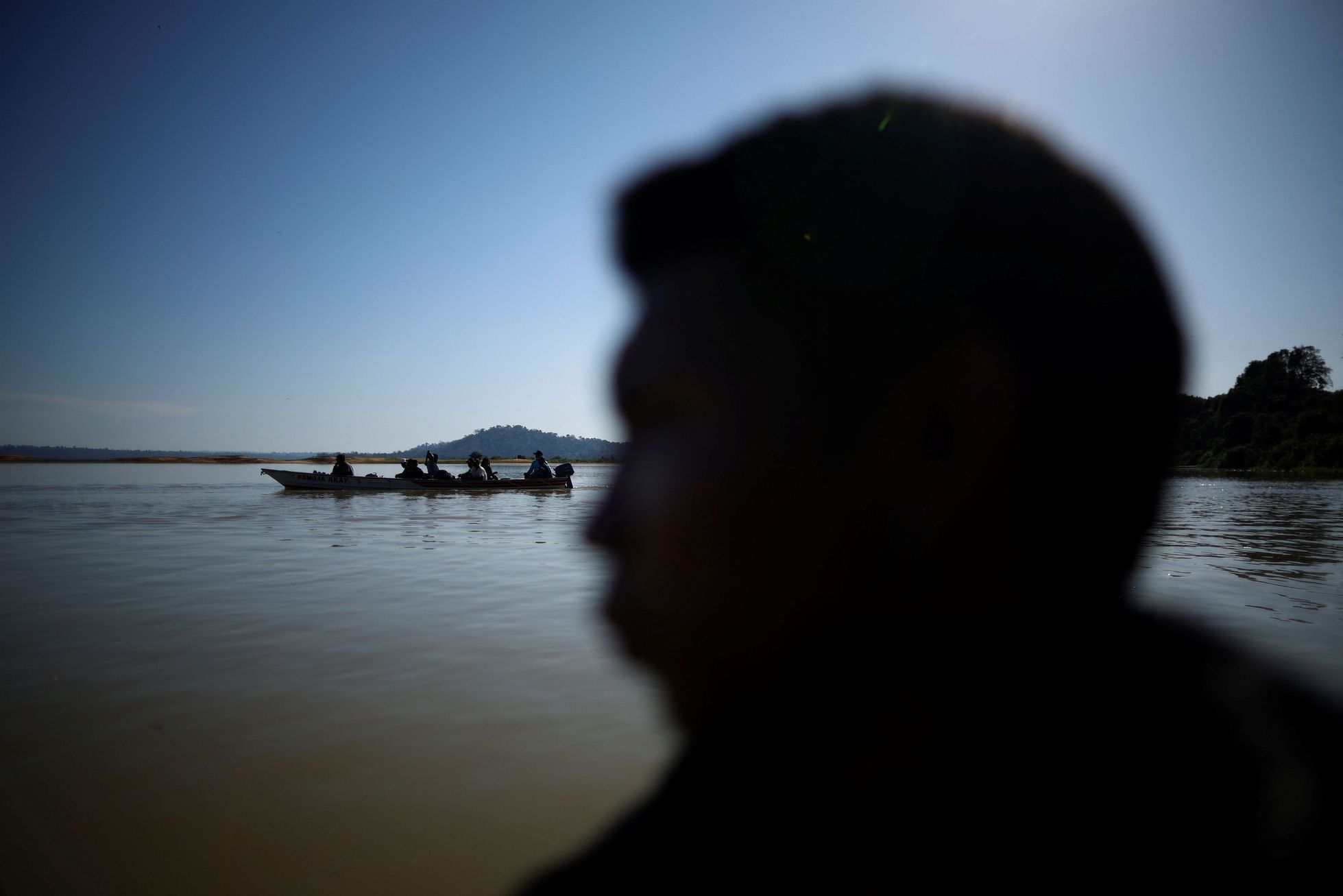 Loví opice a chrání prales. Fascinující život domorodců, na které ...