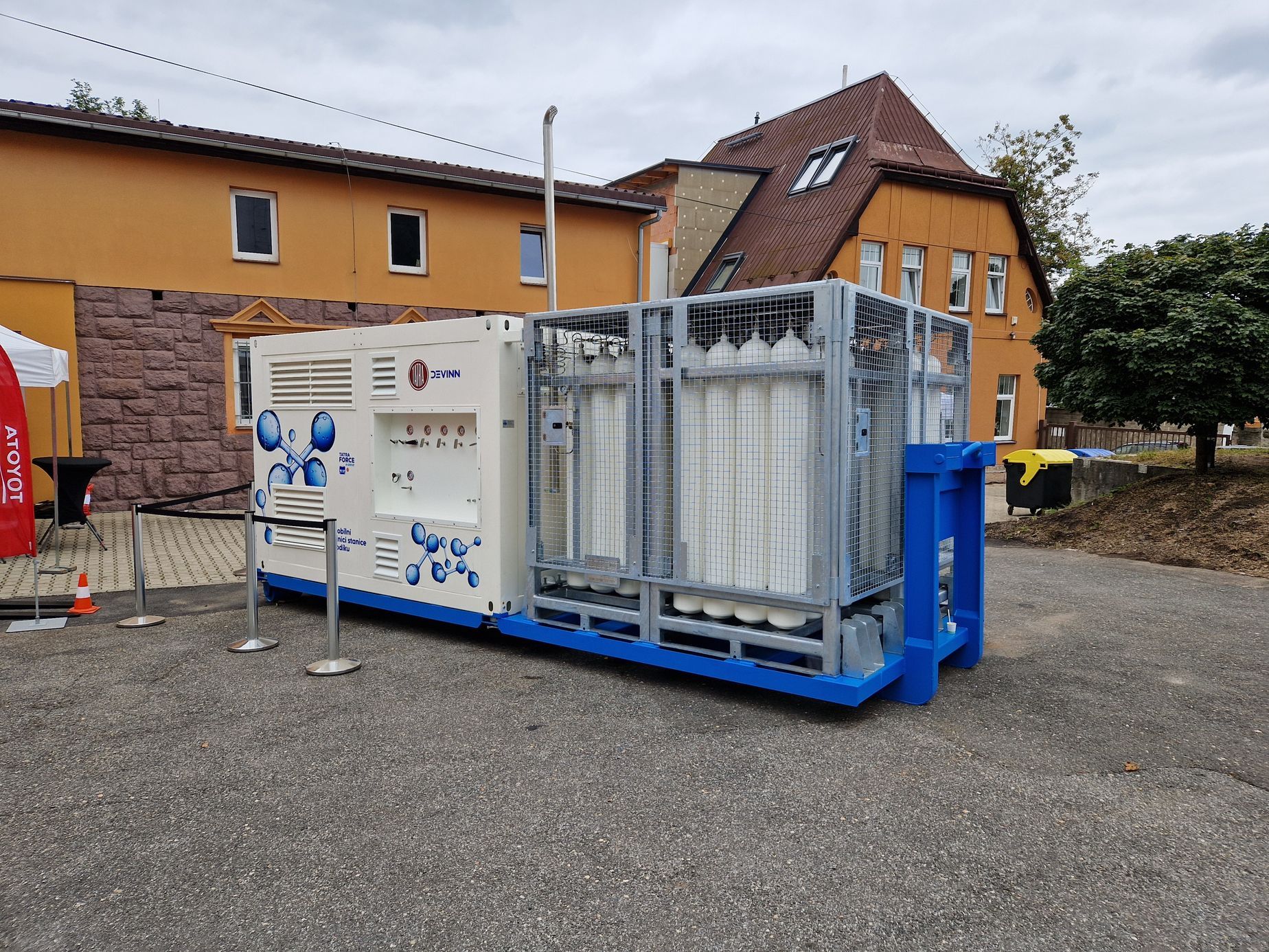 Mobile hydrogen filling station for Tatra - World Today Journal