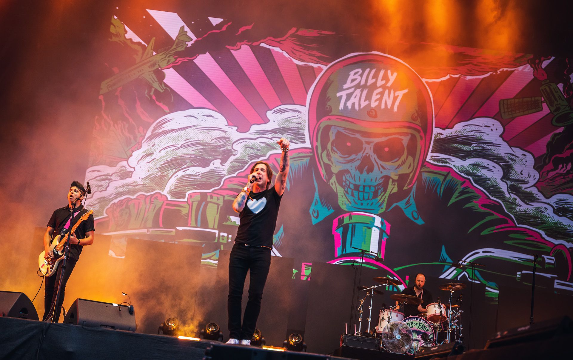 Machine Gun Kelly odešel bez potlesku. Nejlepší na Rock for People byli ...