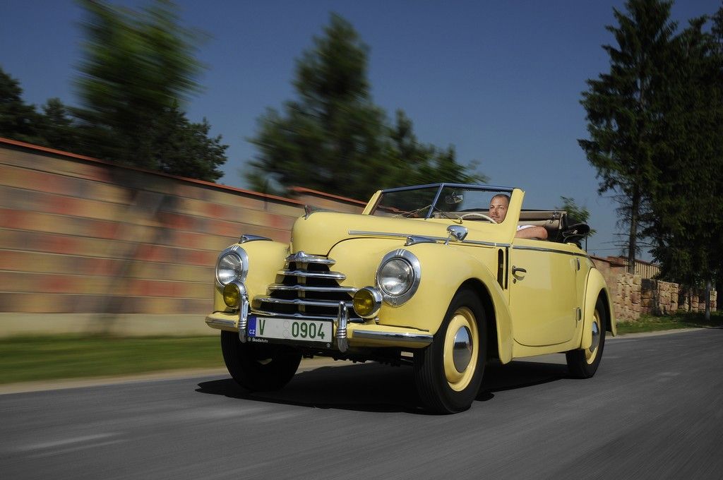 Veterány Škoda na historické rallye - Aktuálně.cz
