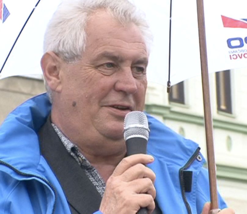 Zemanovci vytáhli svou horkou kartu, povolali Zemana - Aktuálně.cz