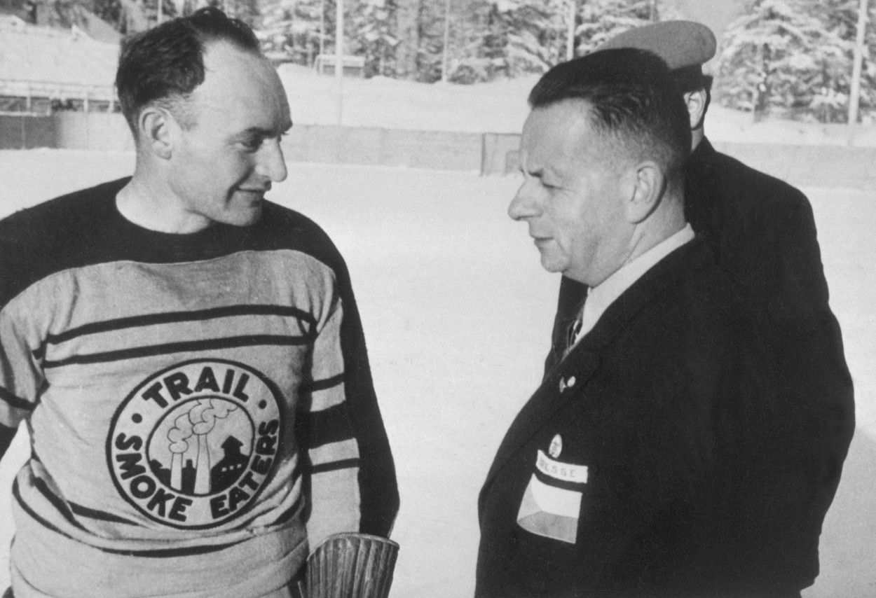 Kanadský Slovák Mike Buckna byl mezi válkami "otec čs. hokeje ...