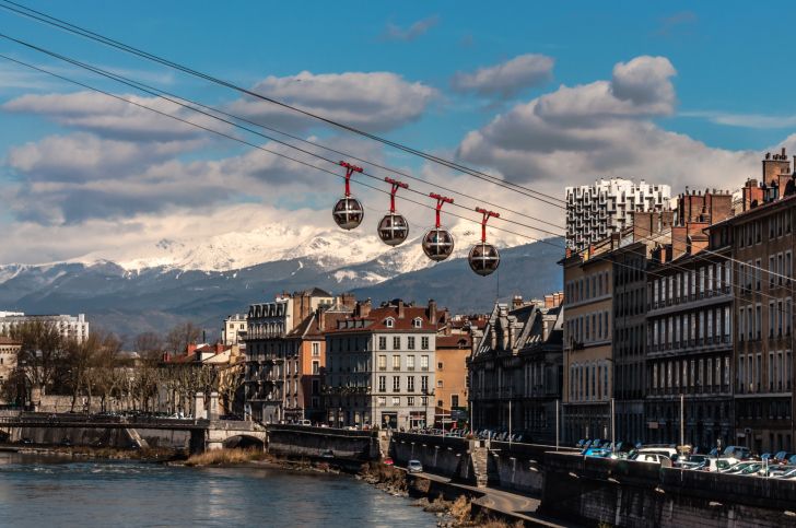 Grenoble - Aktuálně.cz