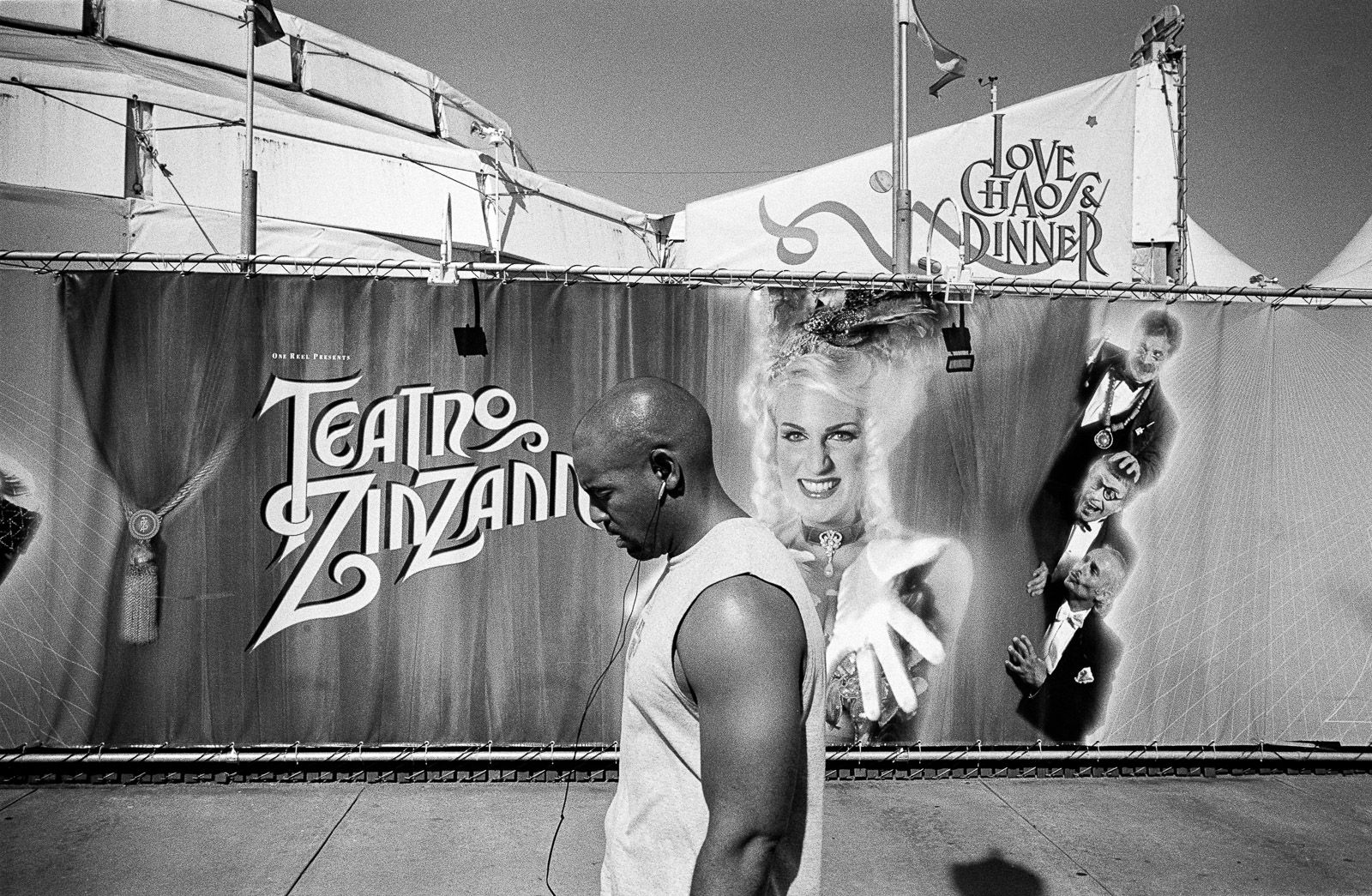 Fascinující snímky běžného života v USA. Daniel Šperl vydal knihu ...