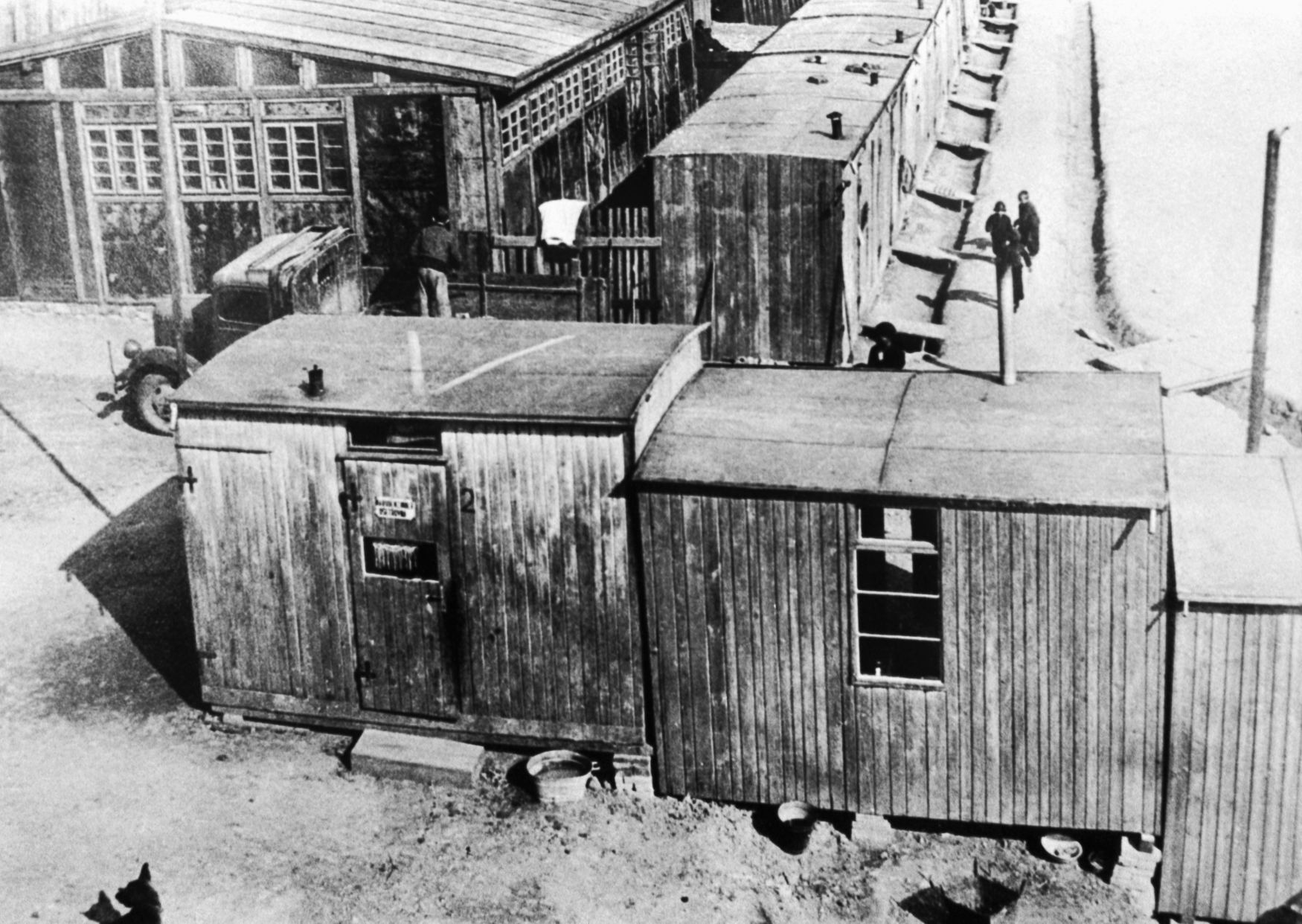 Foto: Přehlížený holokaust. Nacisté před 77 lety zavraždili tisíce Romů ...