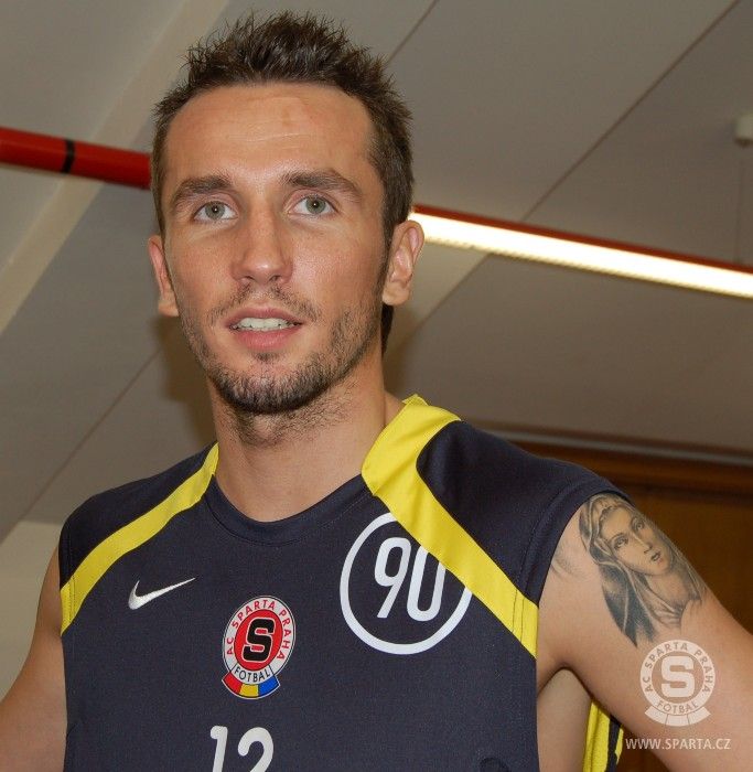 Tomáš Sivok opouští Spartu. Upsal se Besiktasi Istanbul - Aktuálně.cz