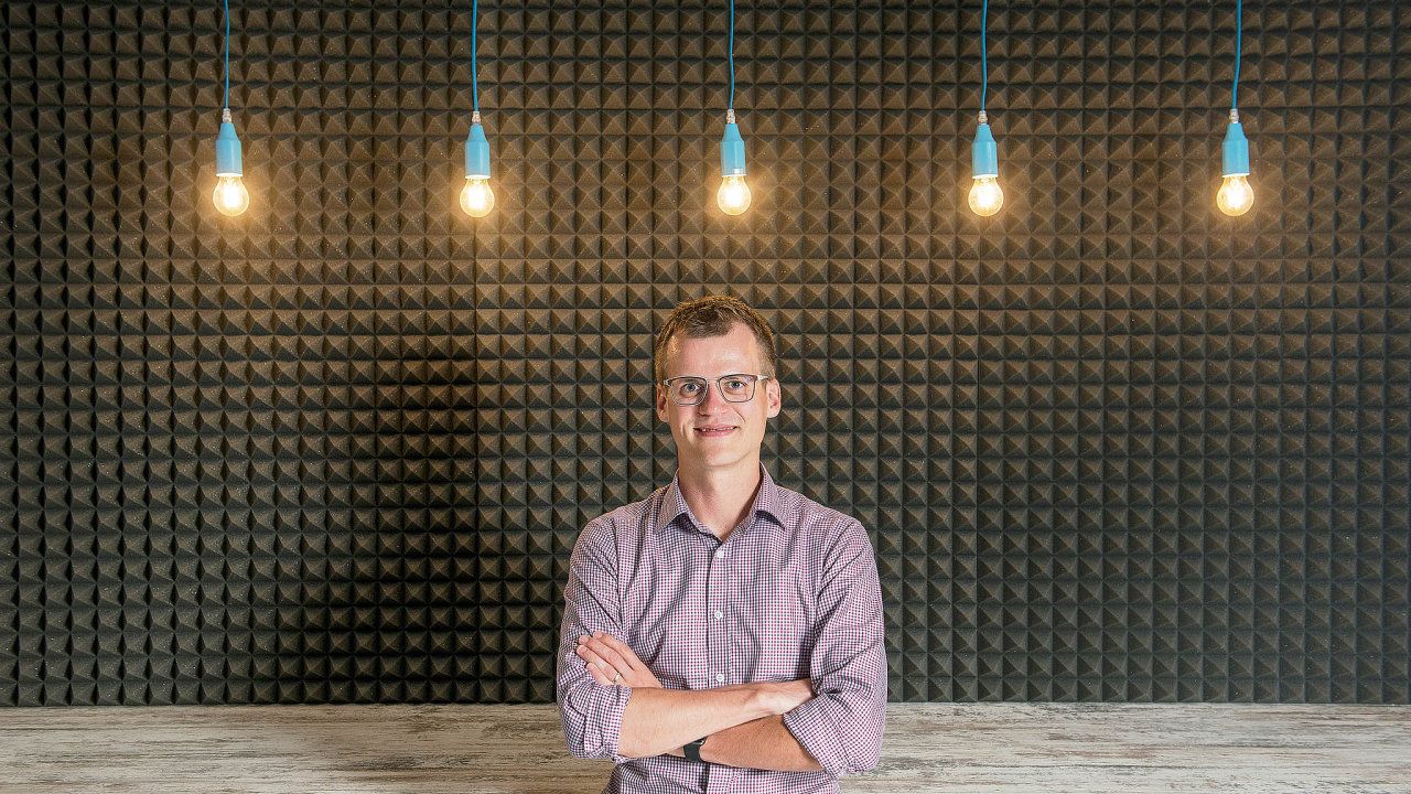 Od malička uměl vydělat peníze. Ve 27 letech se David stal šéfem velké ...