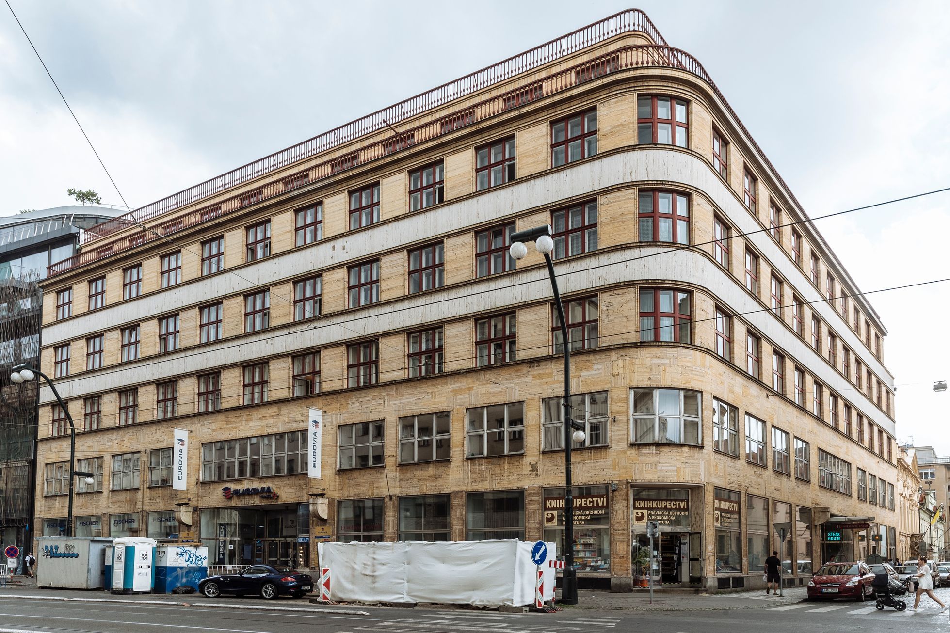 Palác Dunaj na jedné z nejdražších adres Prahy mění majitele. Eurovia ...