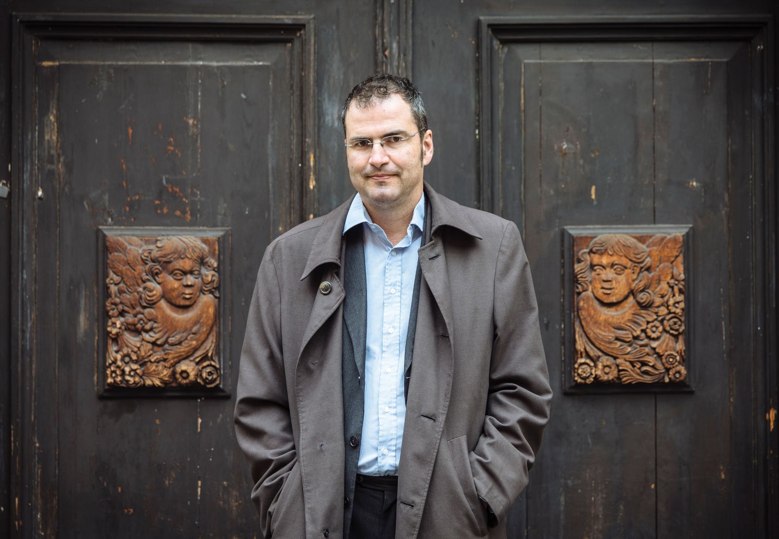 Recenze románu Neptunova jeskyně od spisovatele Marka Tomana - Aktuálně.cz