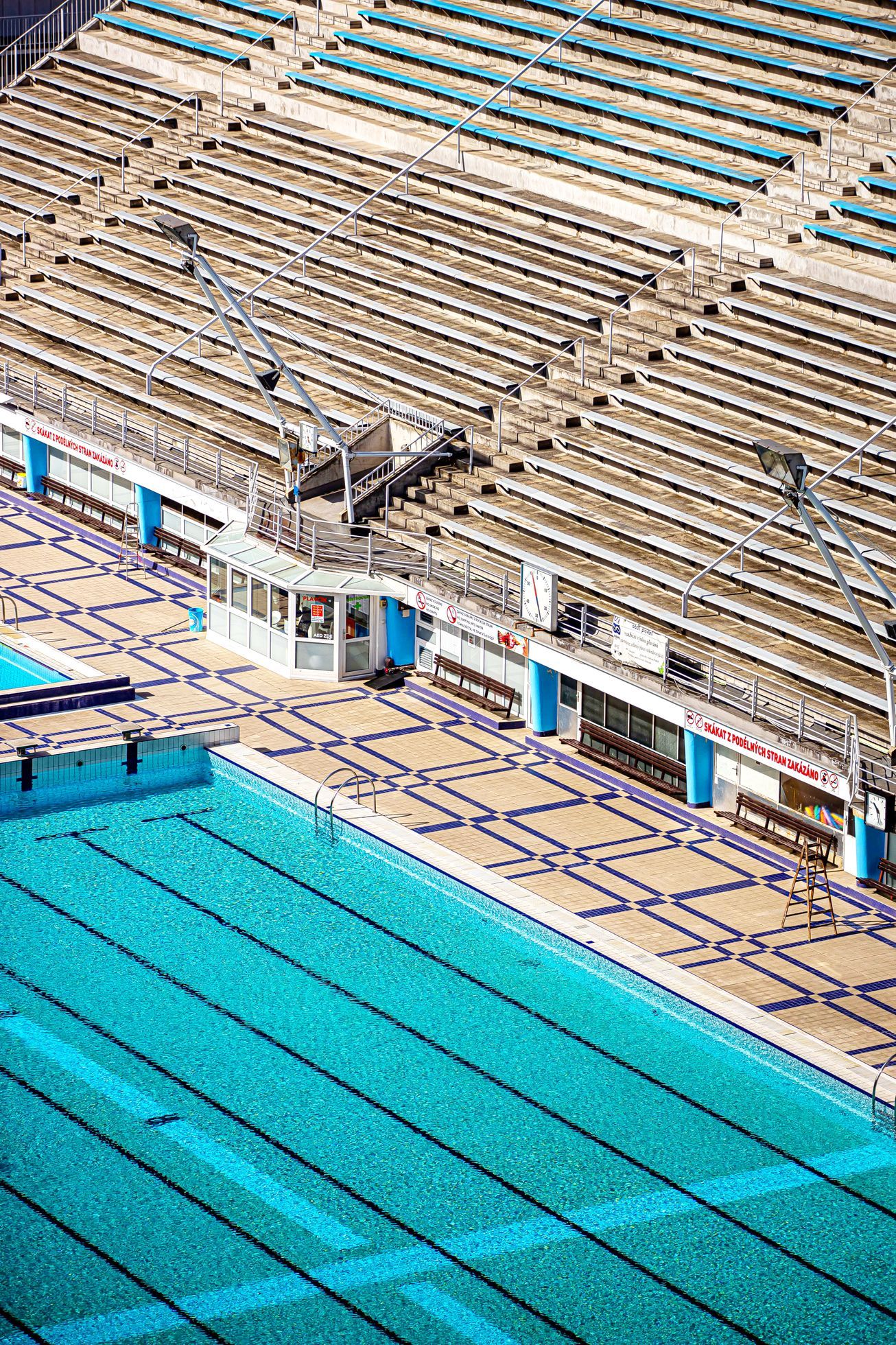Foto: Bazén v Podolí je chráněnou památkou. Nahlédněte do historie ...
