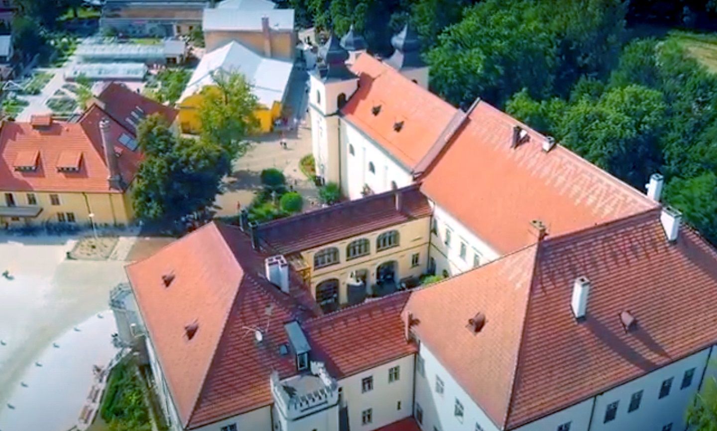 Video: Podívejte se, jak to vypadá v Domově sv. Josefa pro pacienty s ...